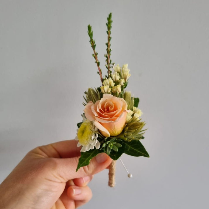 Fresh Flower Buttonhole | Bee & Blossom Floral Design Hawke's Bay